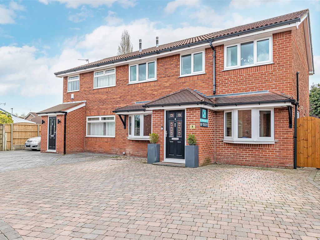 4 bed semi-detached house for sale in Muirfield Close, Fearnhead ...