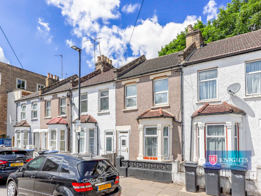 2 bed terraced house for sale in Shrubbery Road, London N9 - Zoopla