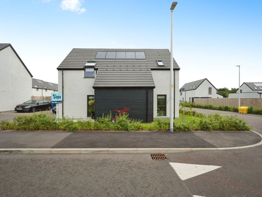 3 bed detached house for sale in Milne Avenue, Croy, Inverness IV2, £ ...