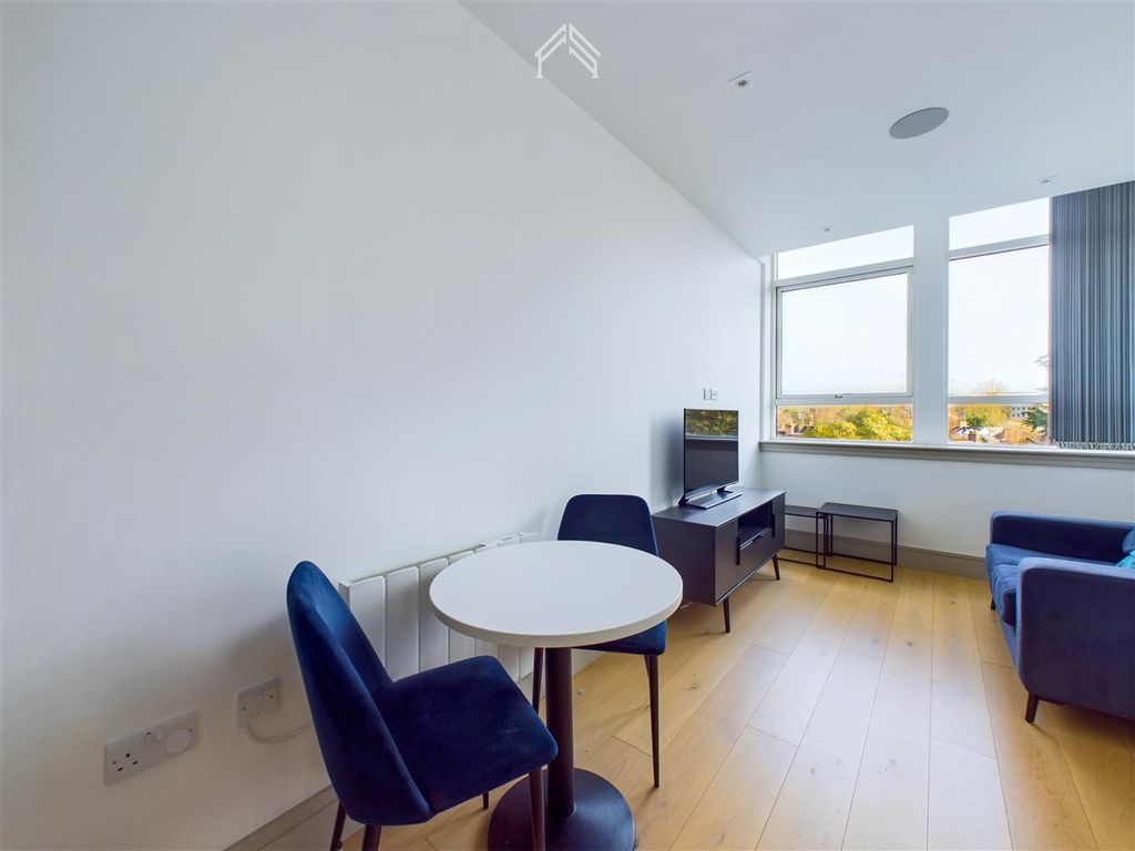 1 bed flat to rent in Imperial Drive, North Harrow, Harrow HA2, £1,400 ...