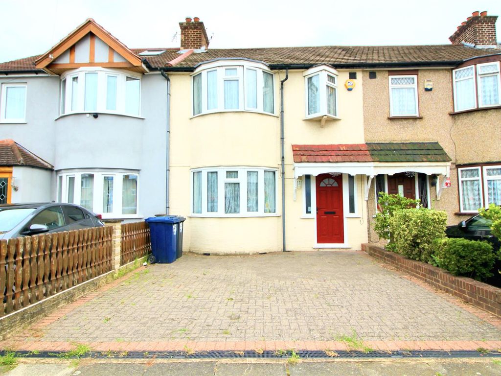 3 Bed Terraced House For Sale In Ferrymead Avenue Greenford Ub6 £