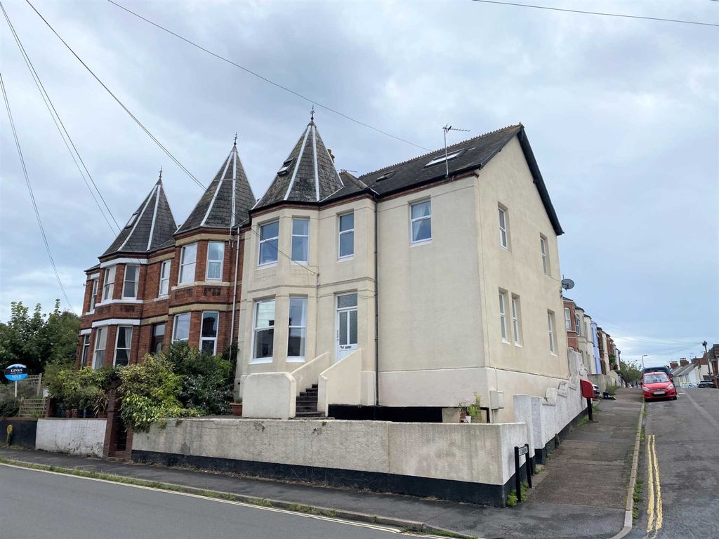 2 bed flat for sale in Withycombe Road, Exmouth EX8, £150,000 - Zoopla