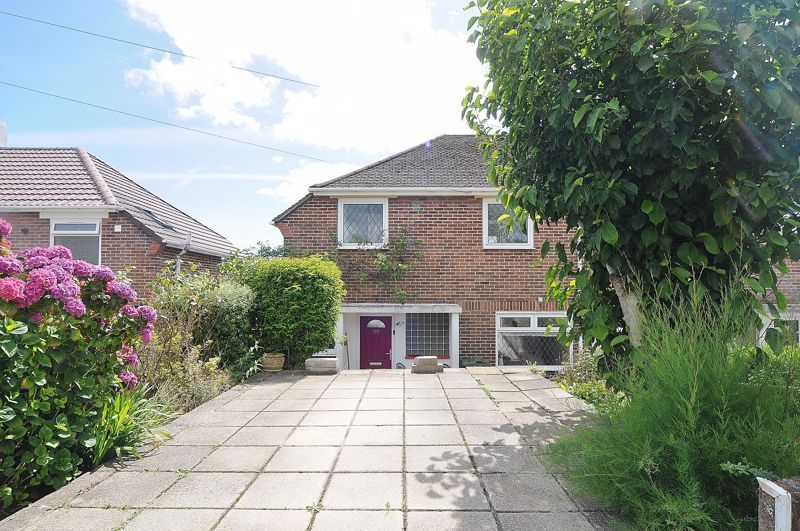 3 Bed Semi Detached House For Sale In Vicarage Gardens Plymouth Pl5
