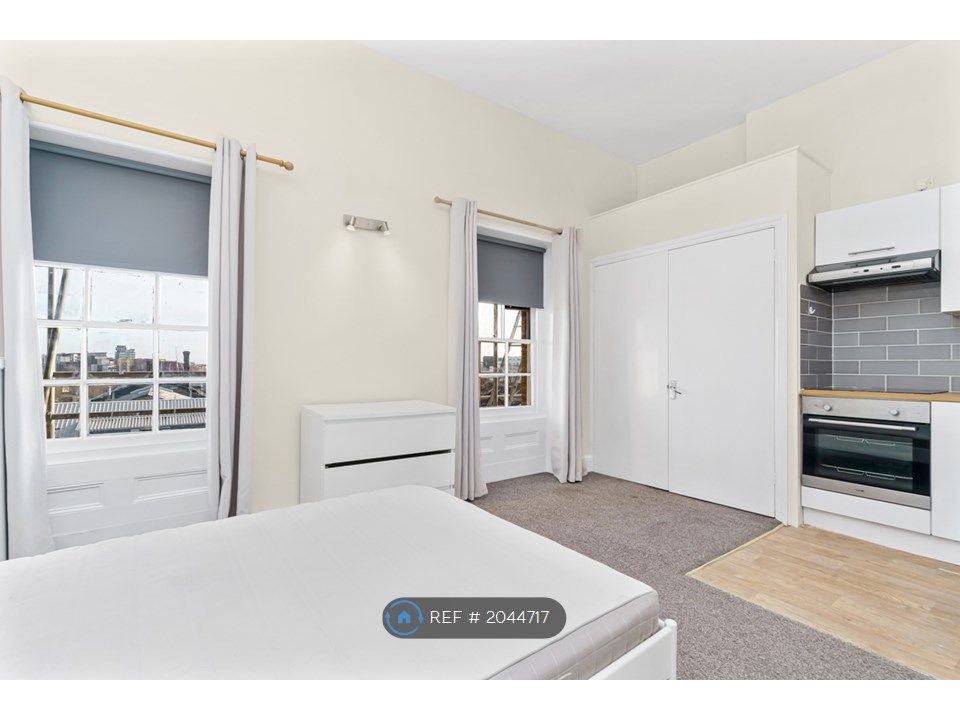 Studio to rent in North Road, London N7, £1,250 pcm - Zoopla