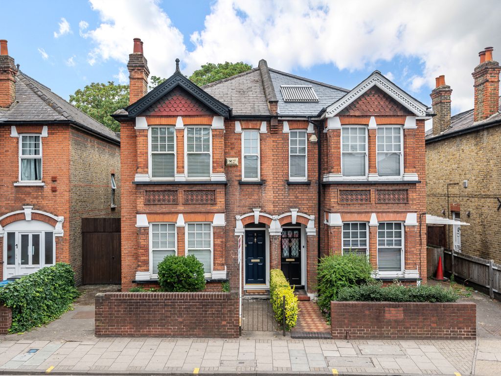 3 Bed Semi Detached House For Sale In Queen Elizabeth Road Kingston