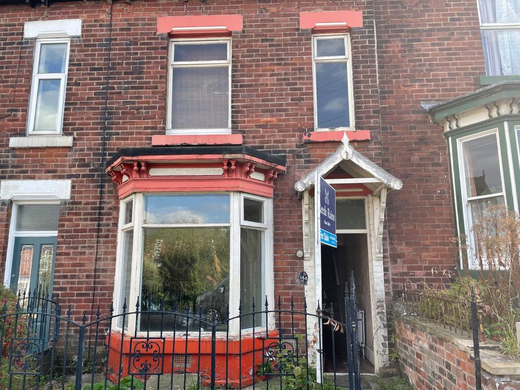 3 bed terraced house for sale in Machon Bank, Sheffield, South ...