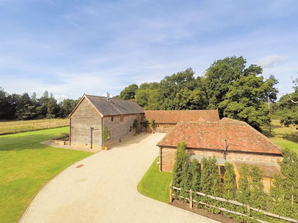 7 bed barn conversion to rent in Ewhurst Manor, Shermanbury, Horsham ...