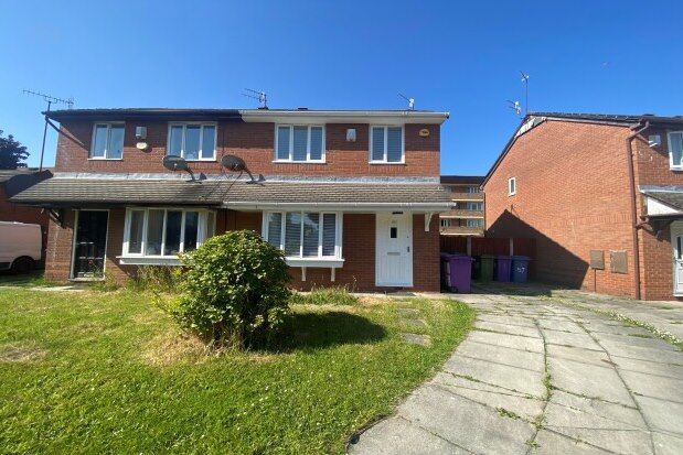 3 bed property to rent in Brampton Drive, Liverpool L8, £1,100 pcm - Zoopla