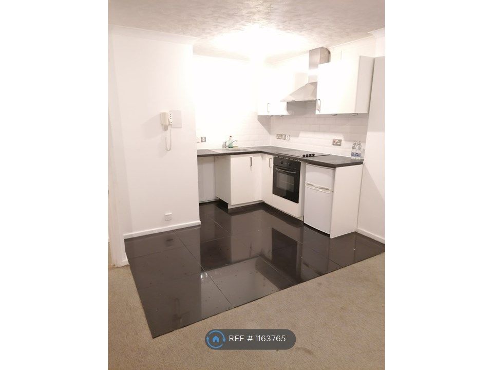 Studio to rent in Lancaster House, Manchester M1 - Zoopla