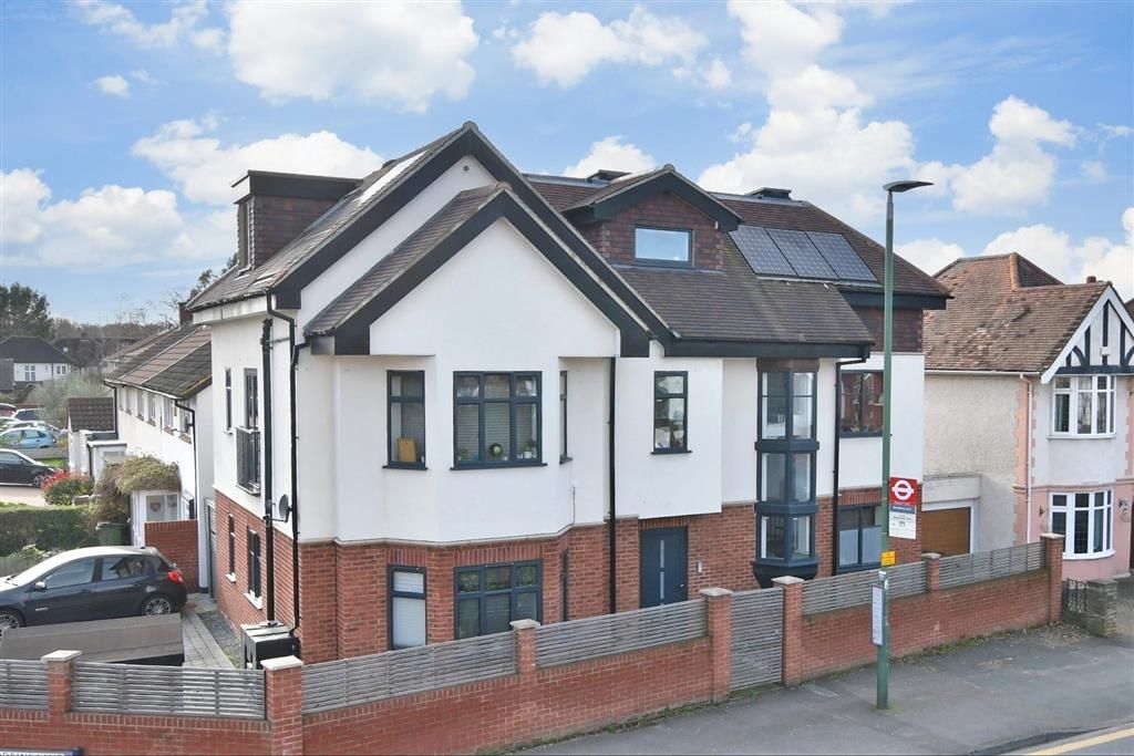 1 bed flat for sale in Cheam Common Road, Worcester Park, Surrey KT4, £ ...