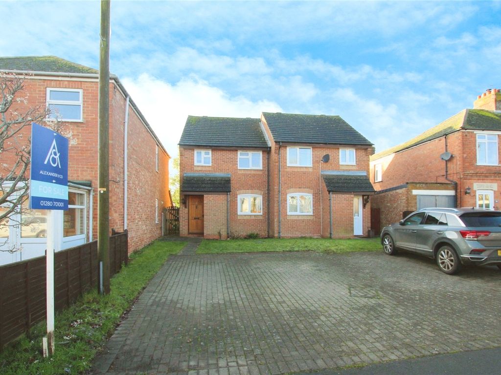 3 Bed Semi Detached House For Sale In Halse Road Brackley Nn13 £