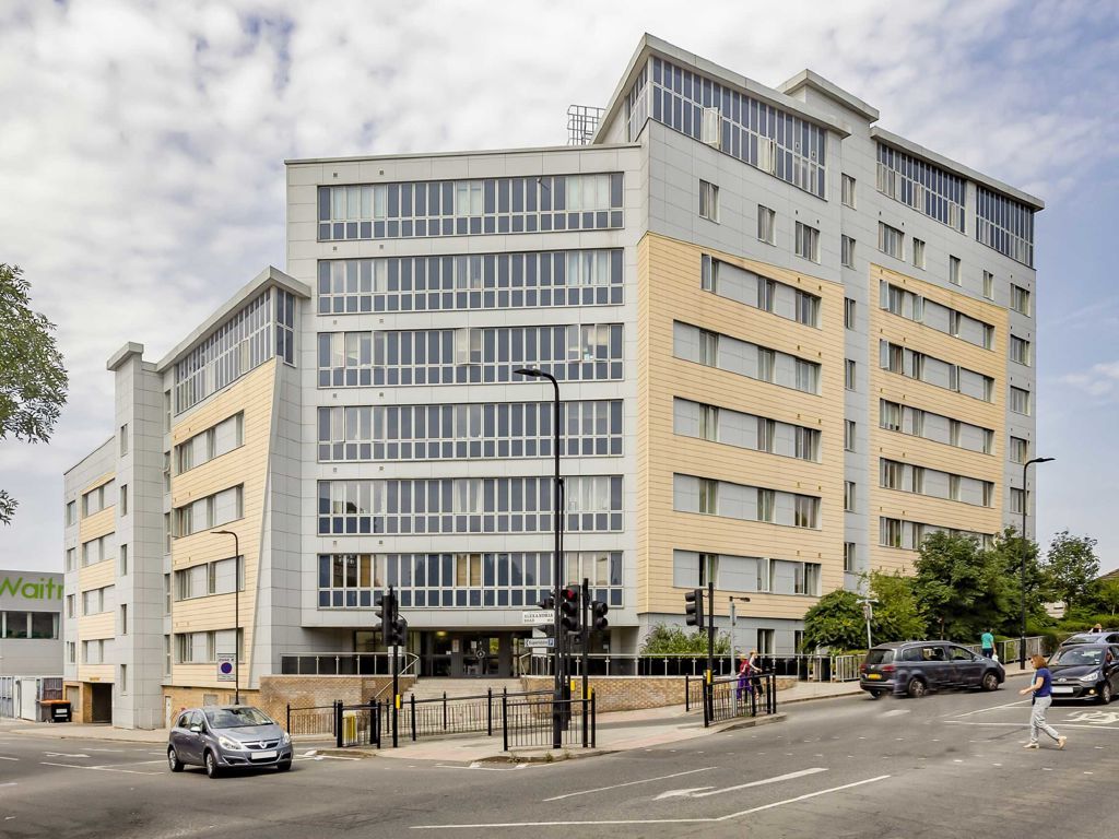 2 bed flat to rent in Drayton Green Road, London W13 - Zoopla