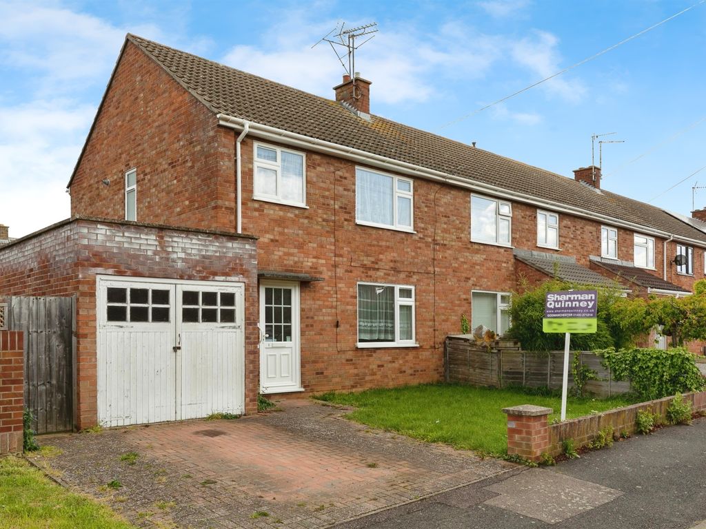 3 bed end terrace house for sale in Ravenshoe, Godmanchester ...