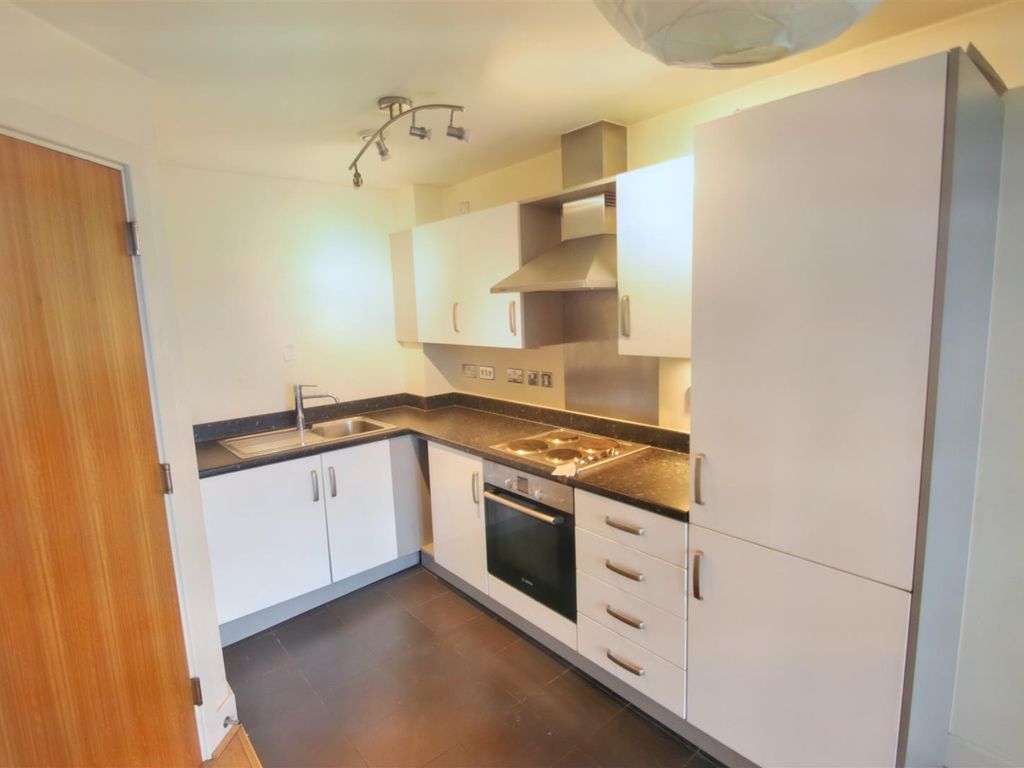 1 bed flat for sale in Mason Way, Edgbaston, Birmingham B15, £140,000 ...