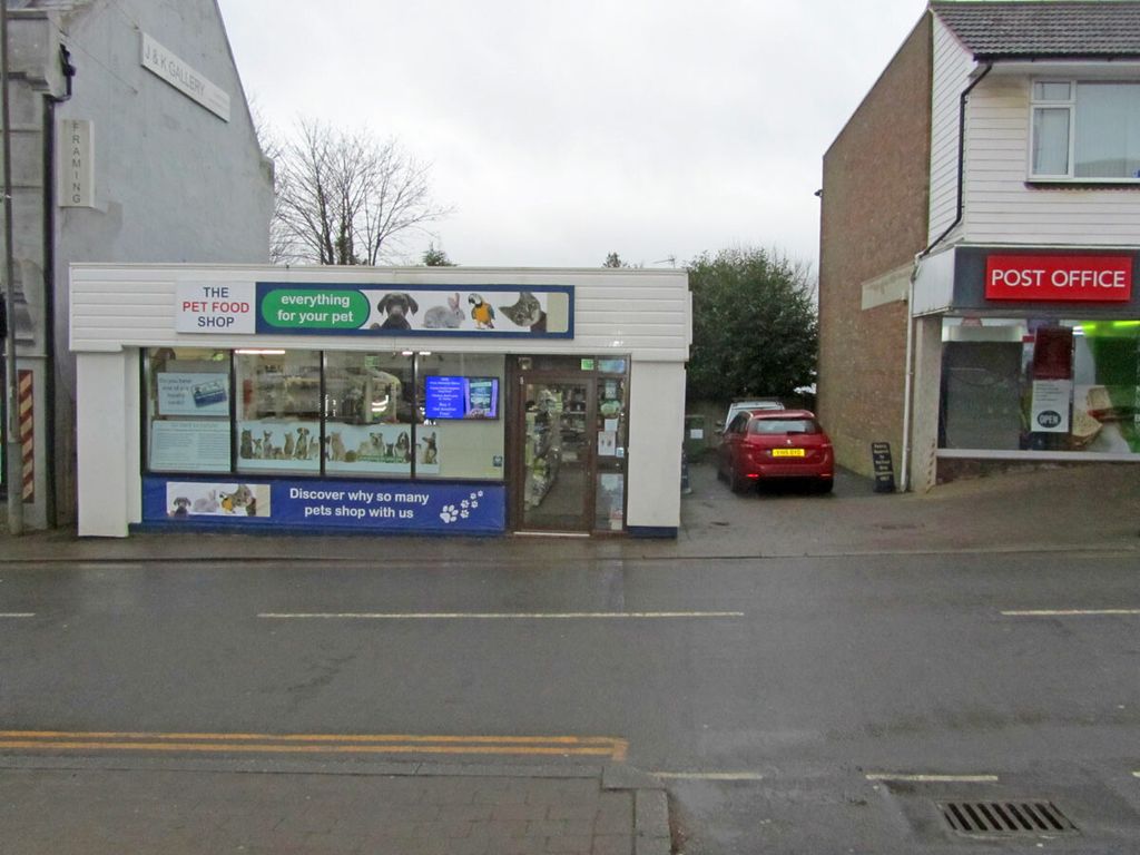 Retail premises to let in The Pet Food Shop, Croft Road, Crowborough ...