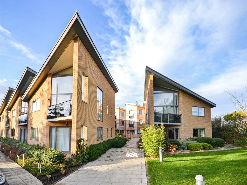 3 bed flat to rent in Wessex Court, 21 Queen Ediths Way, Cambridge CB1 - Zoopla