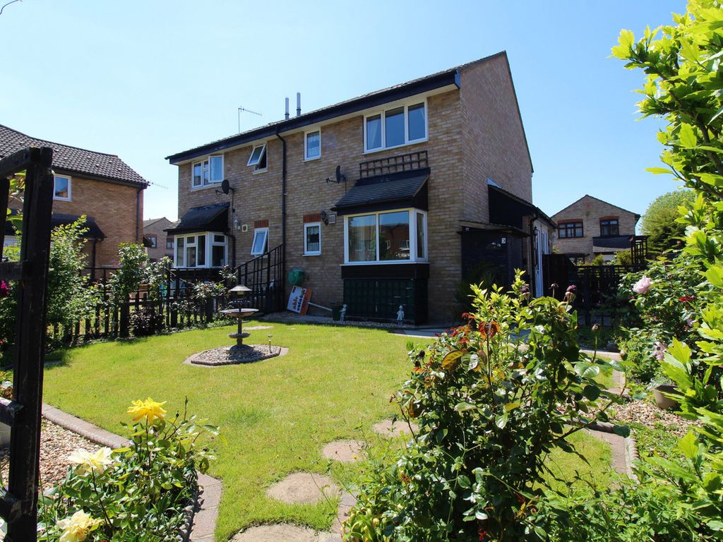 1 bed end terrace house to rent in Halifield Drive, Belvedere DA17, £ ...