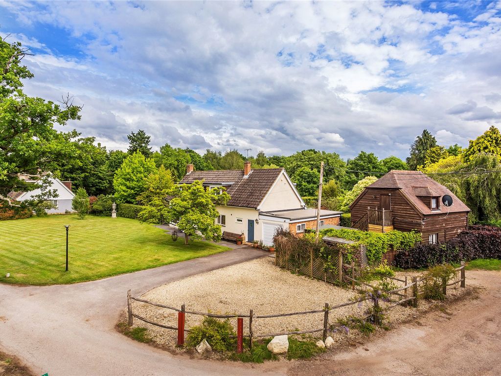 4 bed detached house for sale in Chobham, Surrey GU24 - Zoopla