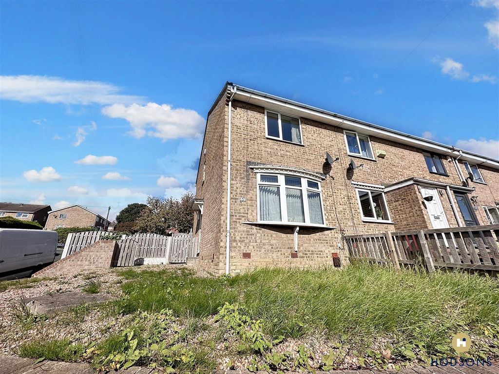 2 bed town house to rent in Gainsborough Way, Stanley, Wakefield WF3, £ ...