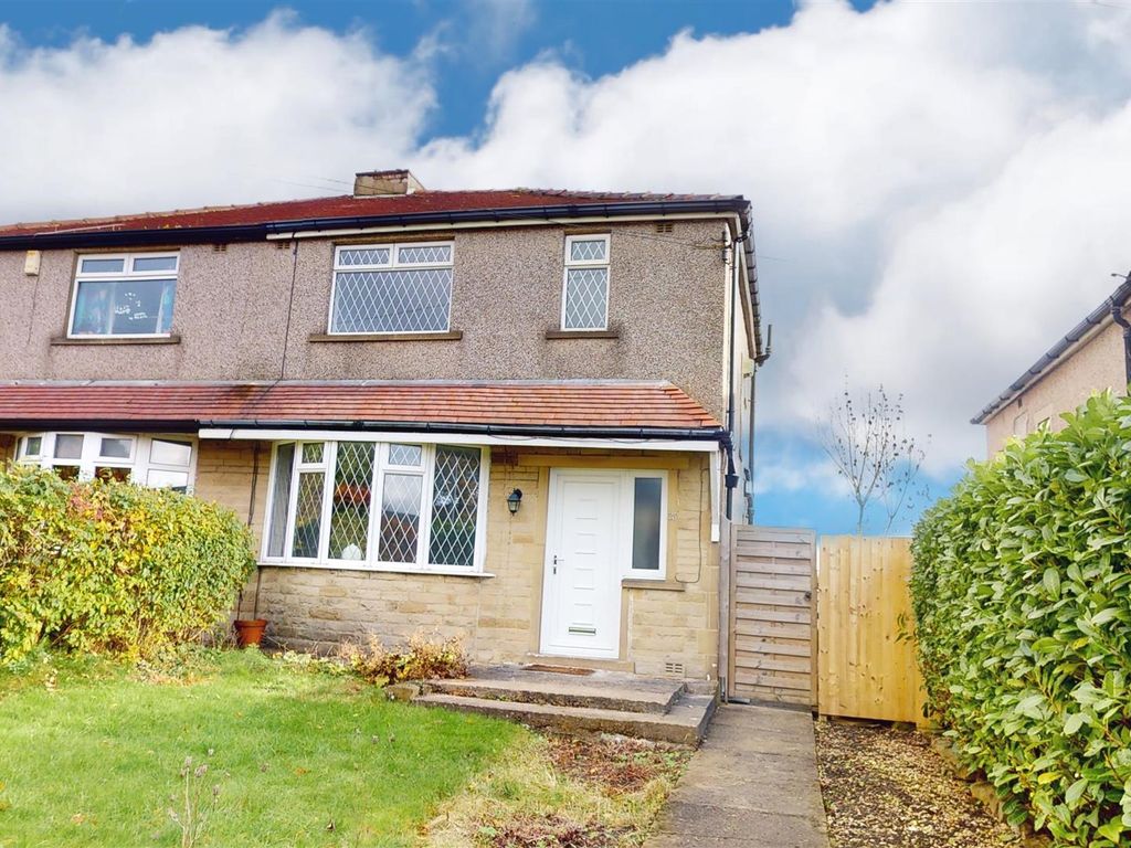 3 Bed Semi Detached House For Sale In Royds Hall Lane Buttershaw