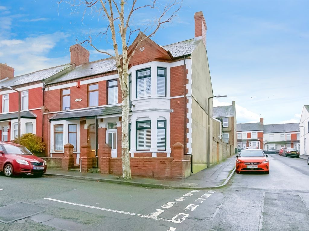 3 bed end terrace house for sale in Wynd Street, Barry CF63, £260,000 ...