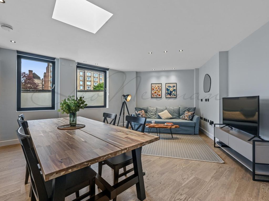 2 bed town house for sale in Caversham Road, Kentish Town NW5, £805,000 ...