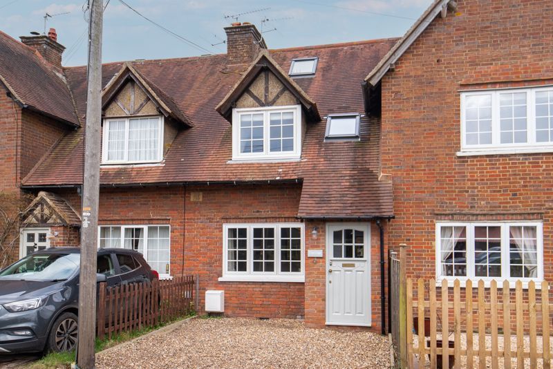 3 bed terraced house for sale in Chartridge, Chesham HP5 - Zoopla