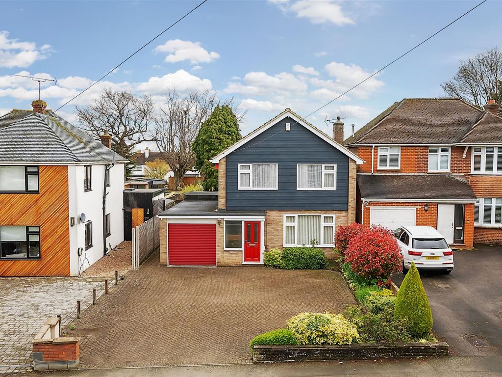 3 bed detached house for sale in Sutton Road, Maidstone ME15, £425,000 ...