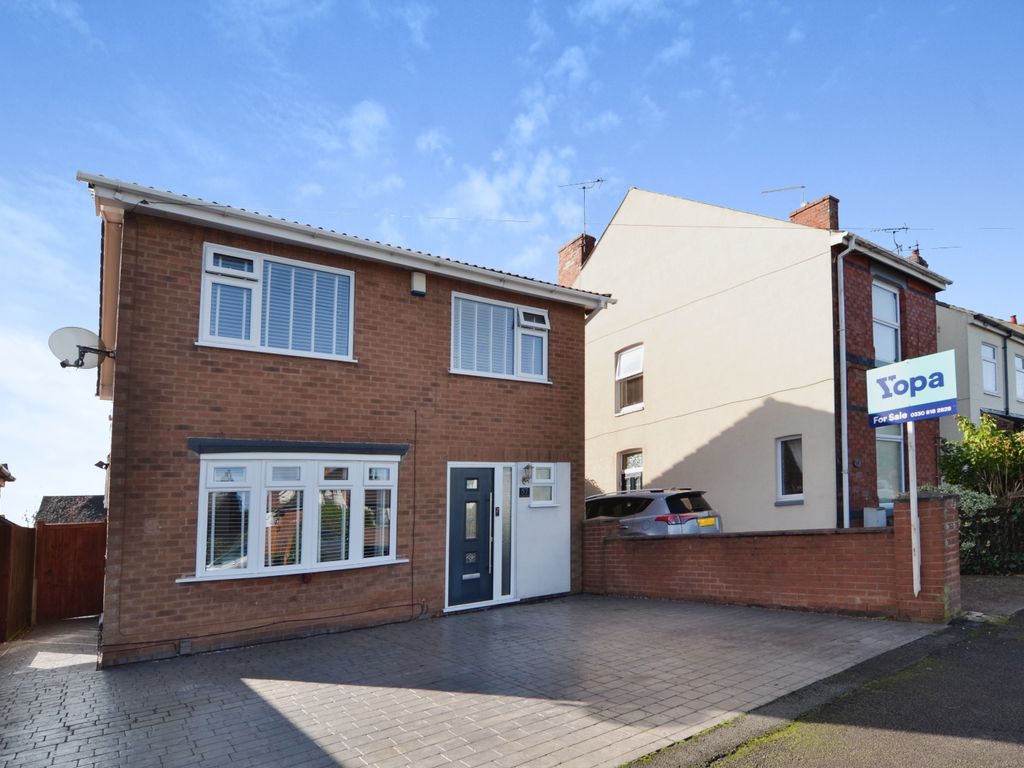 3 Bed Detached House For Sale In Garden Road Hucknall Nottingham Ng15