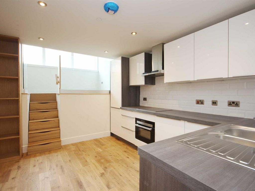 1 bed flat to rent in Quant Building, 6-10 Church Hill, Walthamstow E17 ...