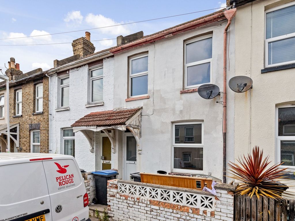 2 Bed Terraced House For Sale In Winchelsea Terrace Dover Ct17 £