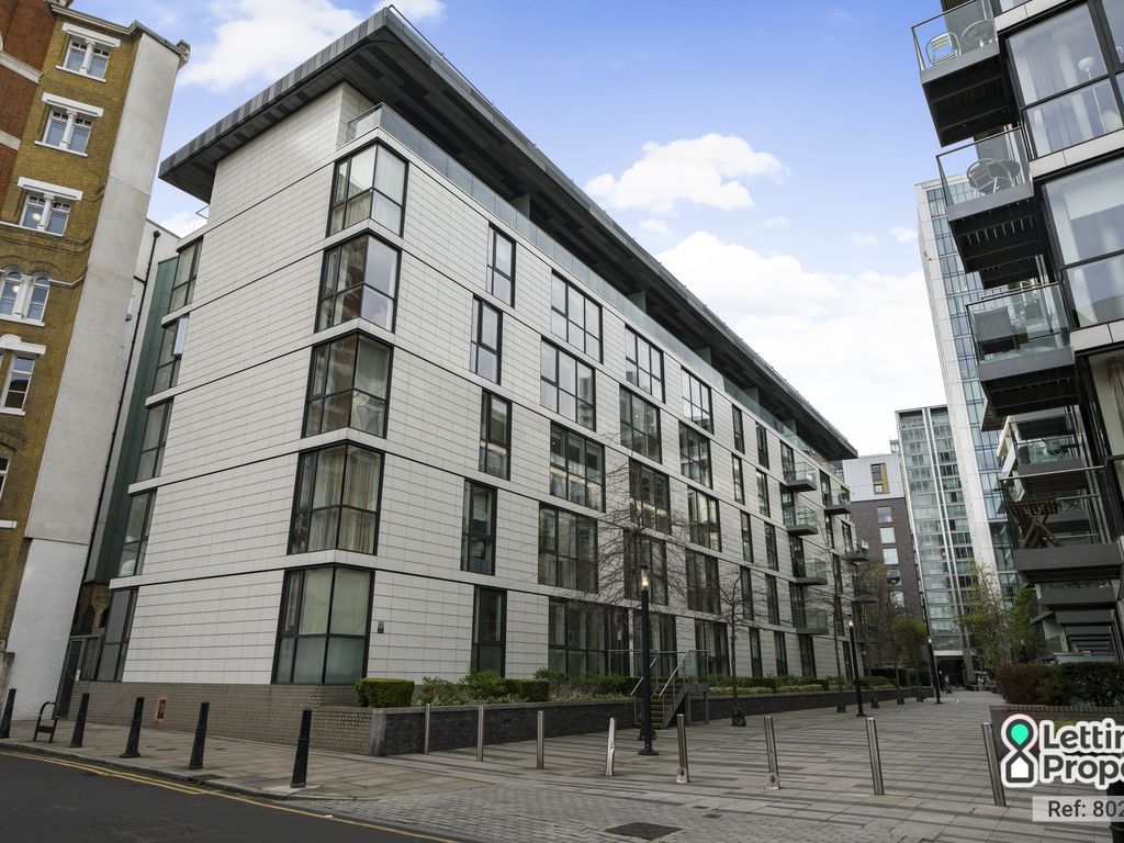 2 bed flat to rent in Leman Street, London, Greater London E1, £3,250 ...