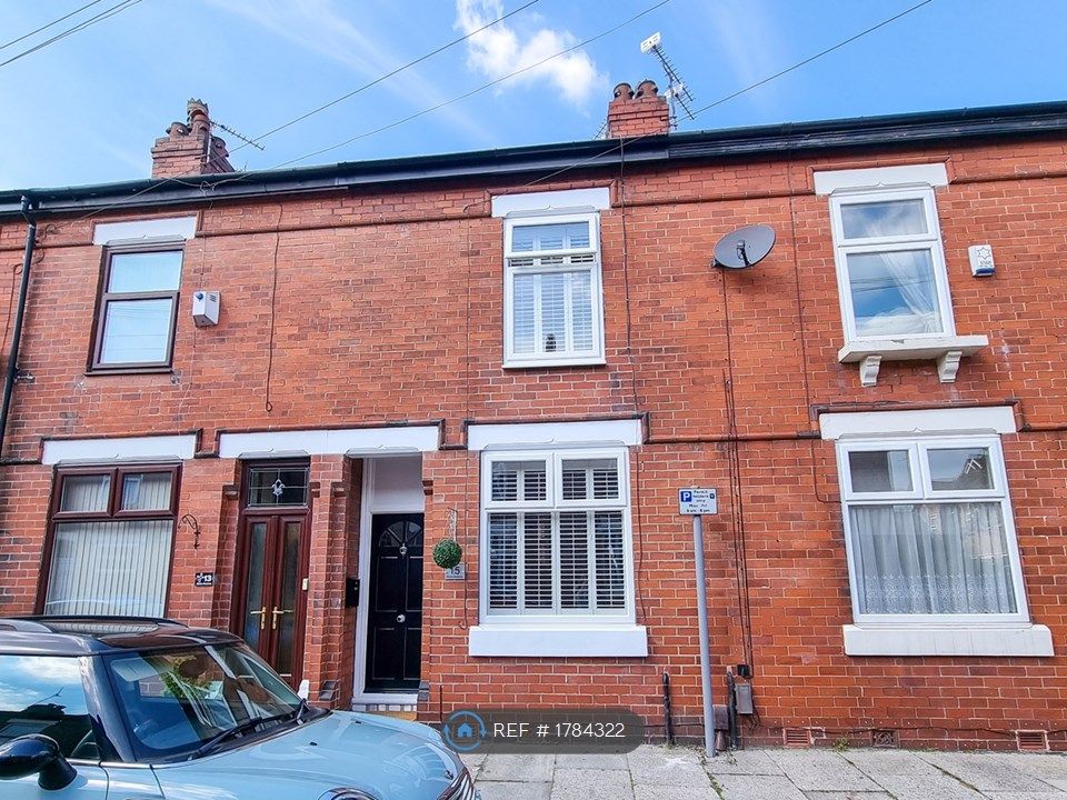 2 bed terraced house to rent in Birch Avenue, Sale M33 - Zoopla