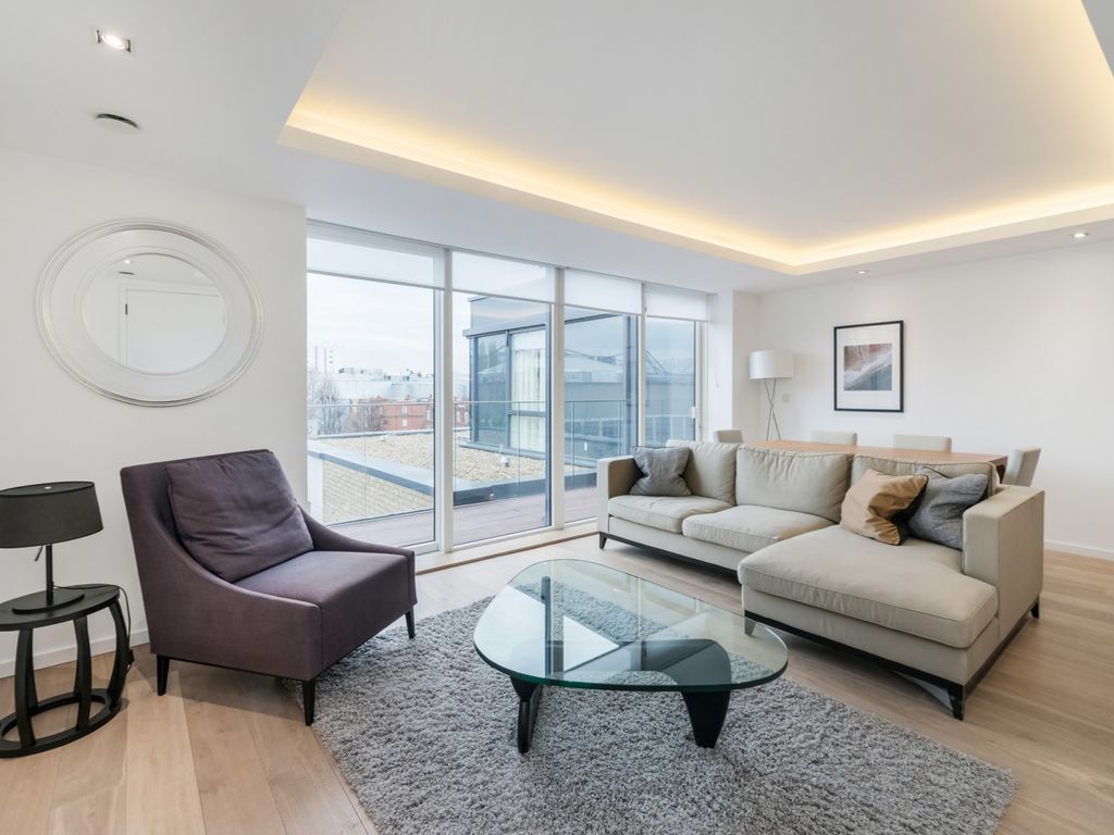 2 bed flat to rent in Farm Lane, London SW6, £3,597 pcm - Zoopla