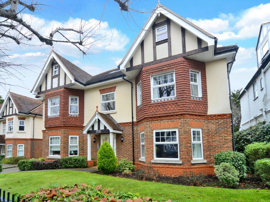 2 bed flat for sale in Potters Court, 2A Rosebery Road, Cheam, Sutton ...