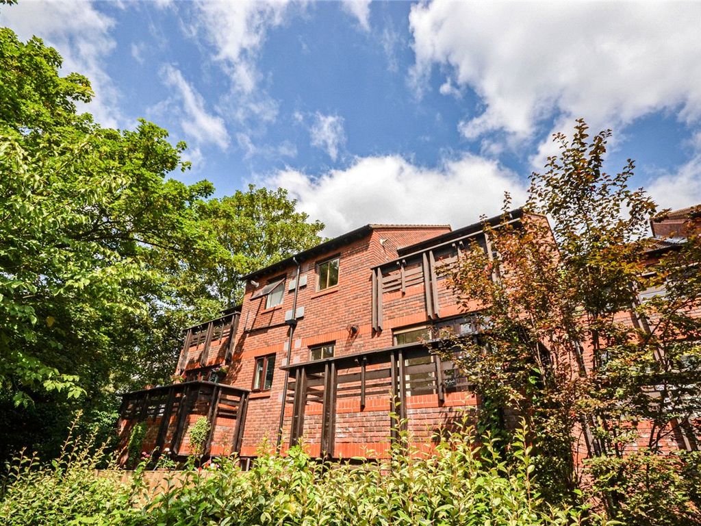 1 bed flat to rent in Cockcroft Place, Cambridge CB3, £1,300 pcm - Zoopla