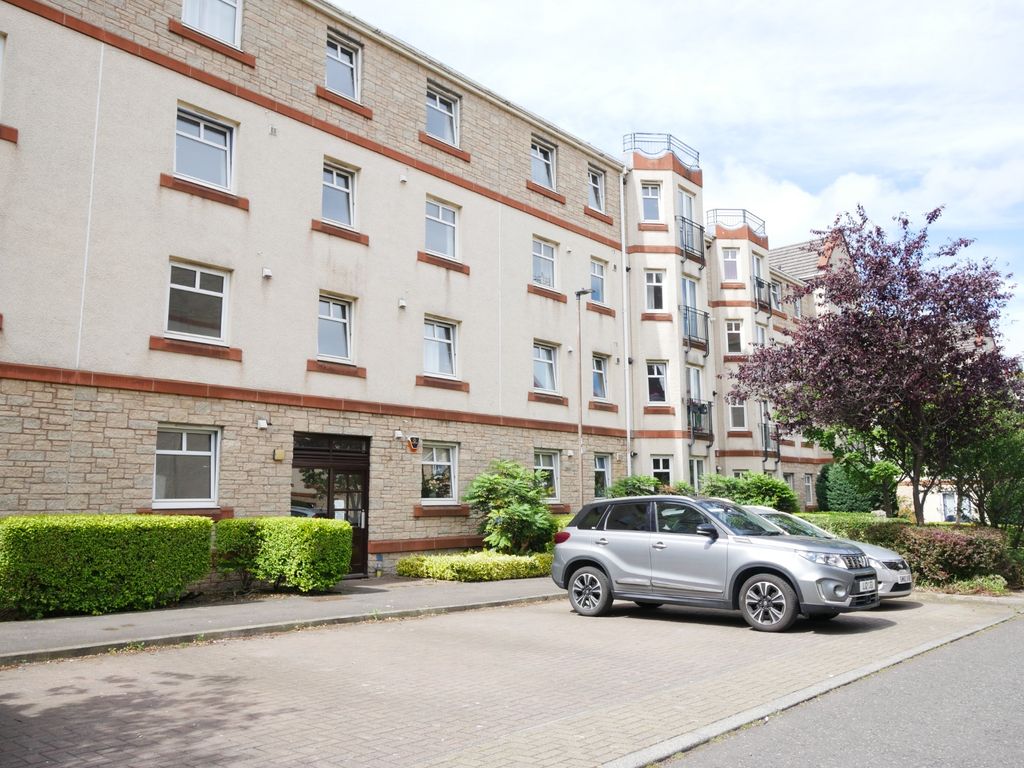2 bed flat to rent in Sinclair Place, Slateford, Edinburgh EH11, £1,450 ...