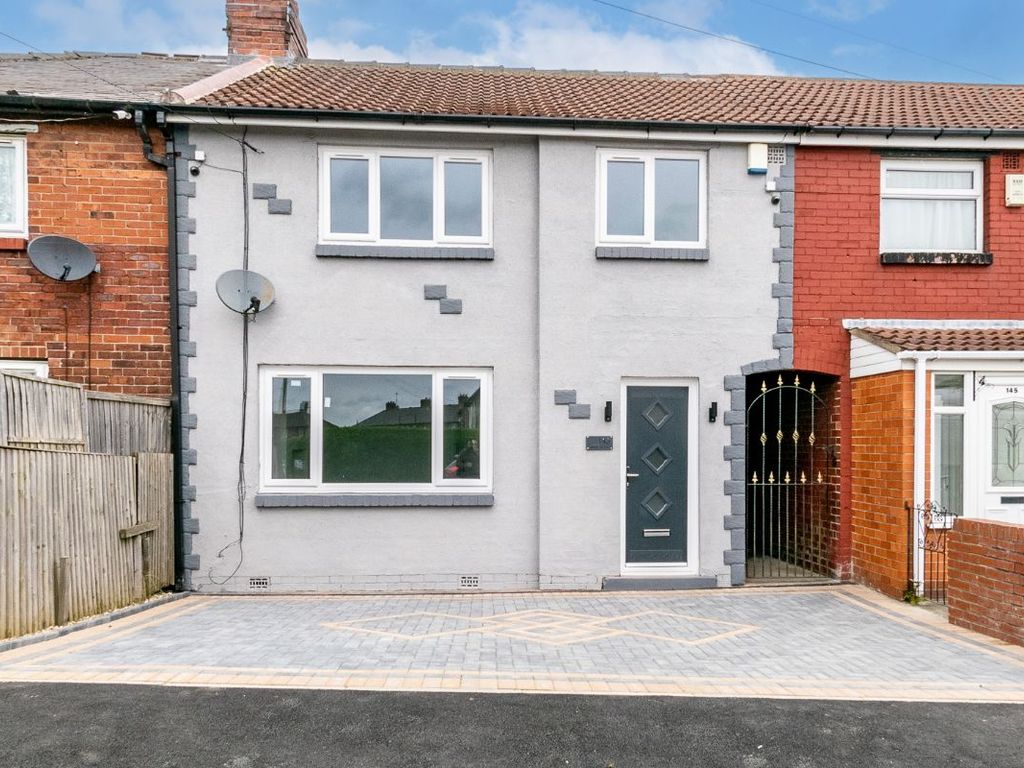 3 bed terraced house for sale in Acre Road, Middleton, Leeds LS10, £ ...