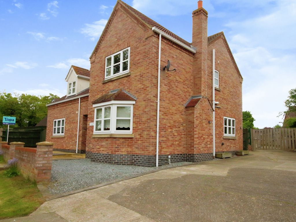 4 bed detached house for sale in Station Road, Keyingham, Hull HU12 ...