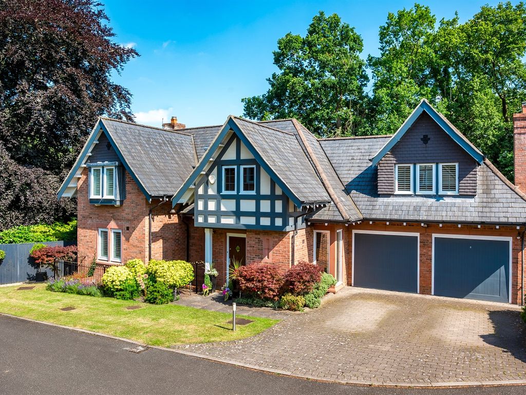 5 bed detached house for sale in Bonville Road, Altrincham WA14, £ ...