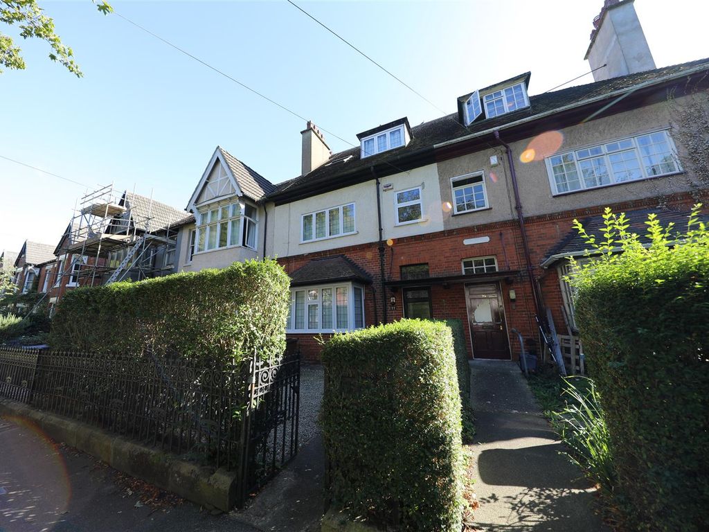 6 bed semi-detached house for sale in Westbourne Avenue, Princes Avenue ...