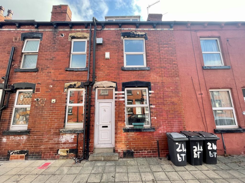 2 Bed Terraced House For Sale In Barden Terrace Armley Leeds Ls12