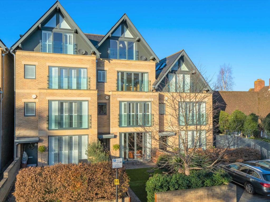 5 bed terraced house for sale in Hernes Crescent, Summertown, Oxford ...