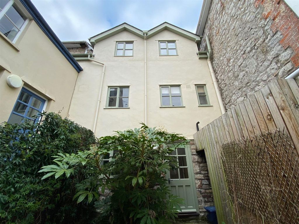 2 bed terraced house to rent in The Back, Chepstow NP16, £800 pcm - Zoopla