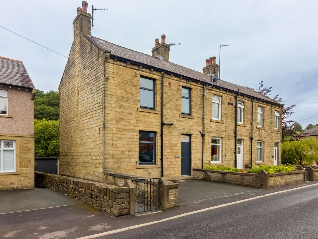 3 Bed End Terrace House For Sale In New Mill Road Brockholes