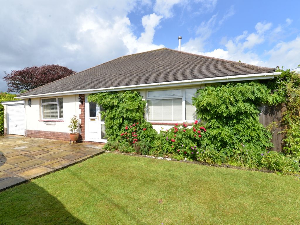 2 Bed Bungalow For Sale In Heathwood Avenue Barton On Sea New Milton