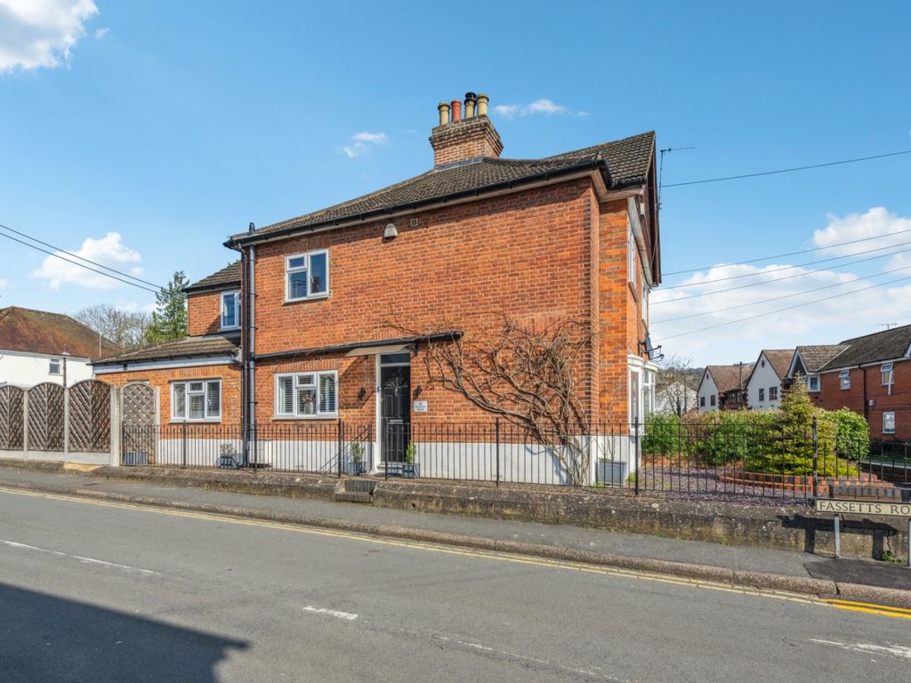 3 Bed Semi Detached House For Sale In Station Road Loudwater High