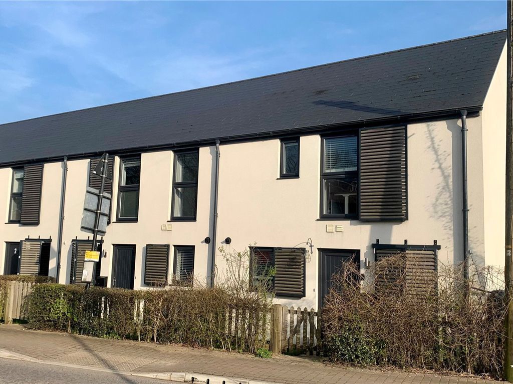 2 bed end terrace house for sale in Basingstoke Road, Padworth, Reading ...