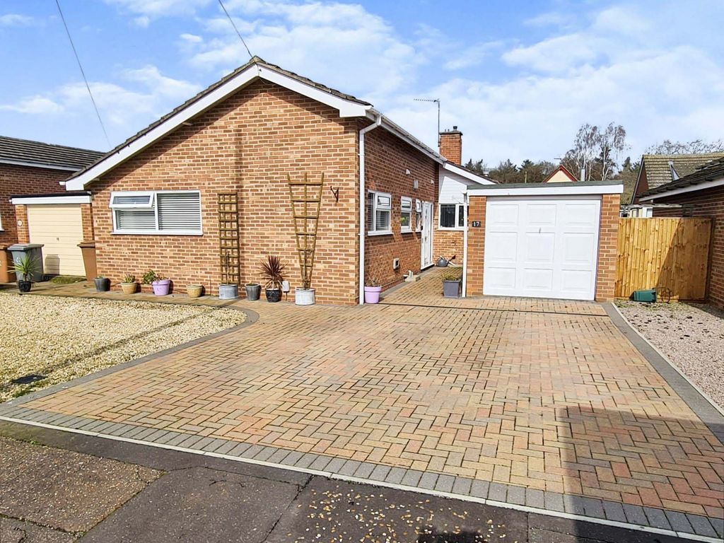 3 bed detached bungalow for sale in Woodcroft Close, Sprowston, Norwich ...