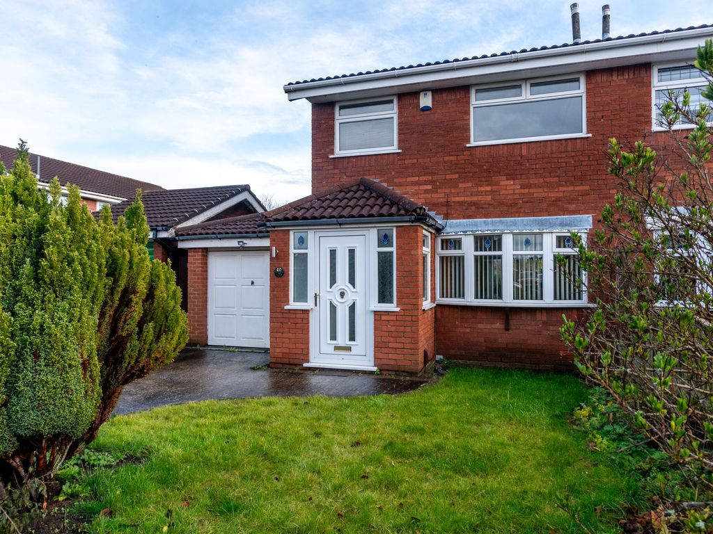 3 bed semi-detached house for sale in Stromness Close, Fearnhead WA2, £ ...